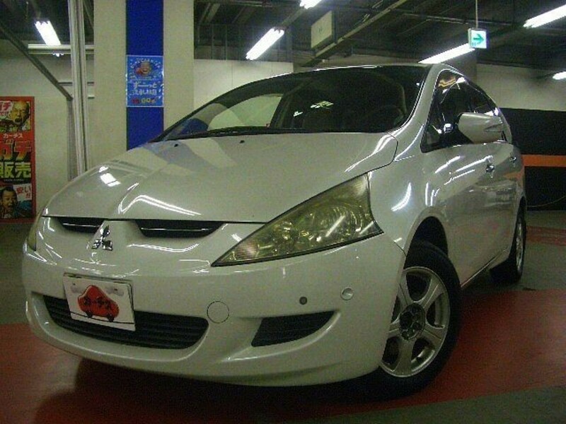 Used 2004 MITSUBISHI GRANDIS UA-NA4W | SBI Motor Japan