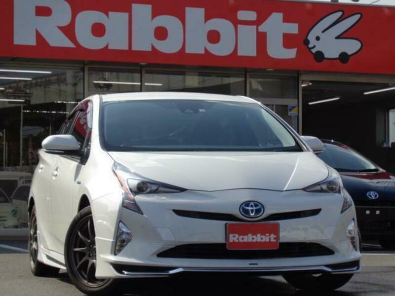 Used 2016 TOYOTA PRIUS ZVW50 | SBI Motor Japan