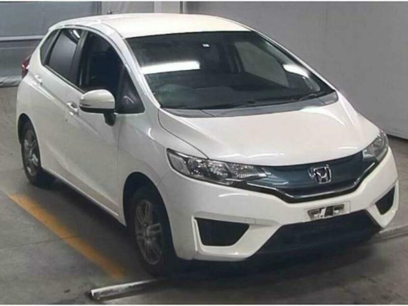 Used 2015 HONDA FIT DBA-GK4 | SBI Motor Japan