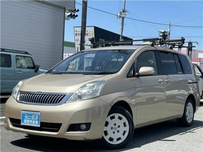 Used 2013 TOYOTA ISIS ZGM10G | SBI Motor Japan