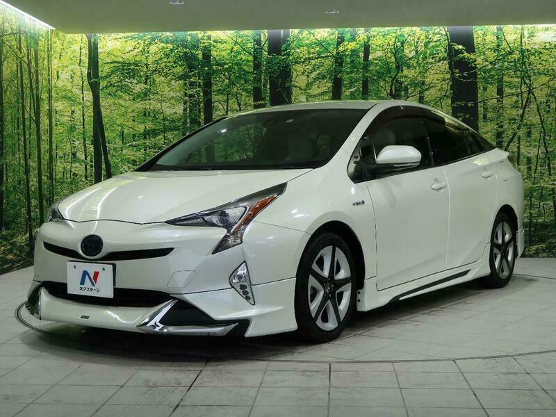 Used 2016 TOYOTA PRIUS ZVW50 | SBI Motor Japan