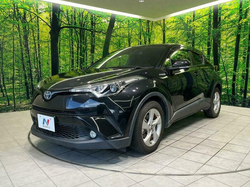 Used 2017 TOYOTA C-HR ZYX10 | SBI Motor Japan