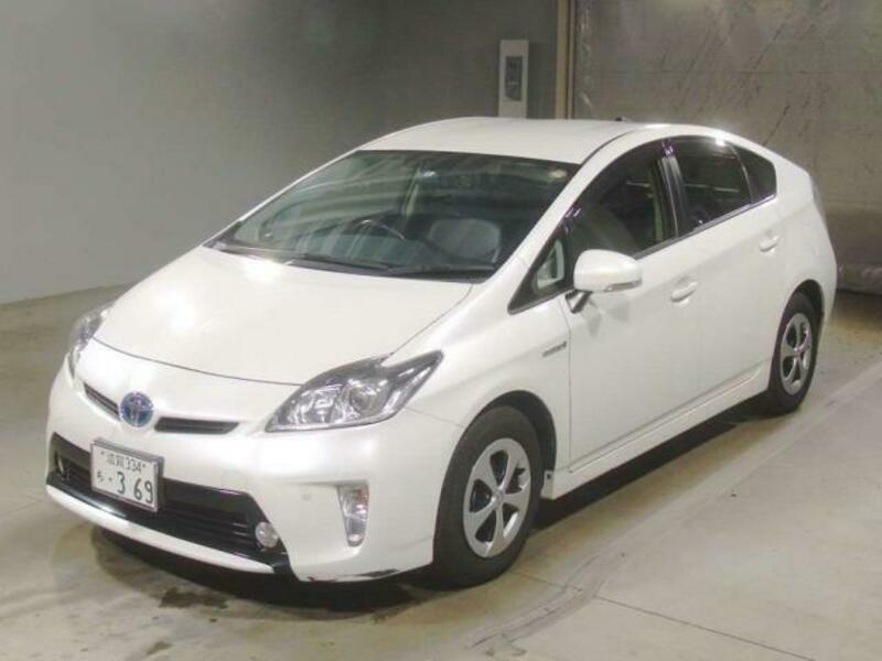 Used 2014 TOYOTA PRIUS DAA-ZVW30 | SBI Motor Japan