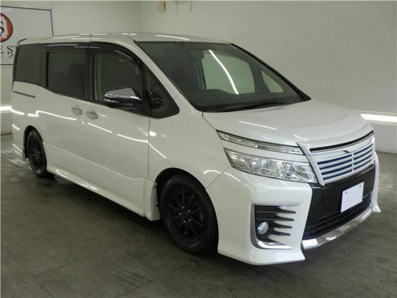 Used 2015 TOYOTA VOXY ZRR80W | SBI Motor Japan