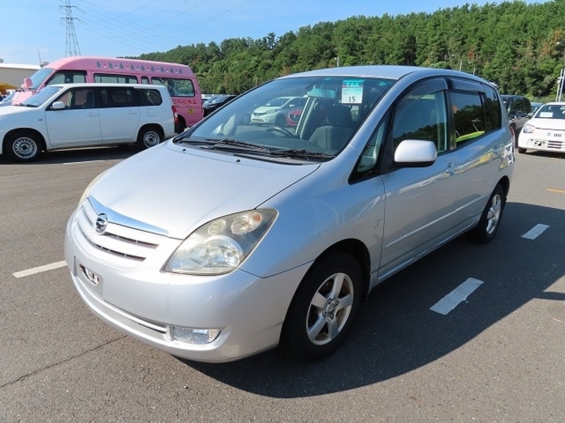 Used 2004 TOYOTA COROLLA SPACIO NZE121N | SBI Motor Japan