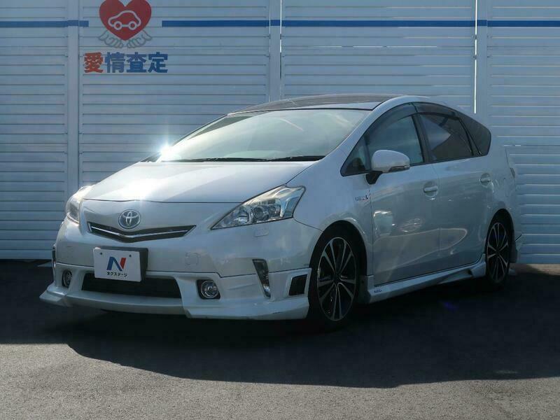 Used 2013 TOYOTA PRIUS ALPHA ZVW41W | SBI Motor Japan