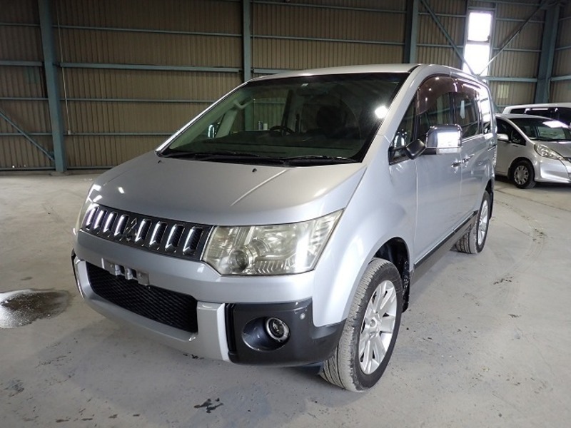 Used 2009 MITSUBISHI DELICA D5 CV5W | SBI Motor Japan