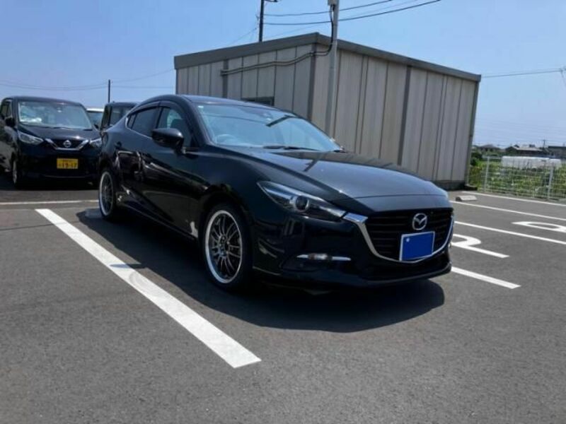 Used 2017 MAZDA AXELA HYBRID BYEFP | SBI Motor Japan