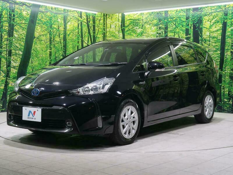 Used 2018 TOYOTA PRIUS ALPHA ZVW41W | SBI Motor Japan