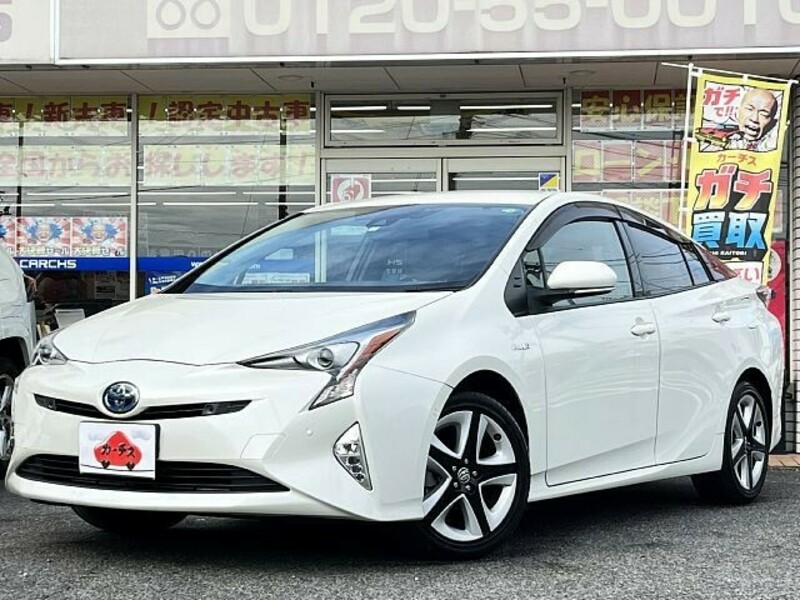 Used 2017 TOYOTA PRIUS ZVW55 | SBI Motor Japan