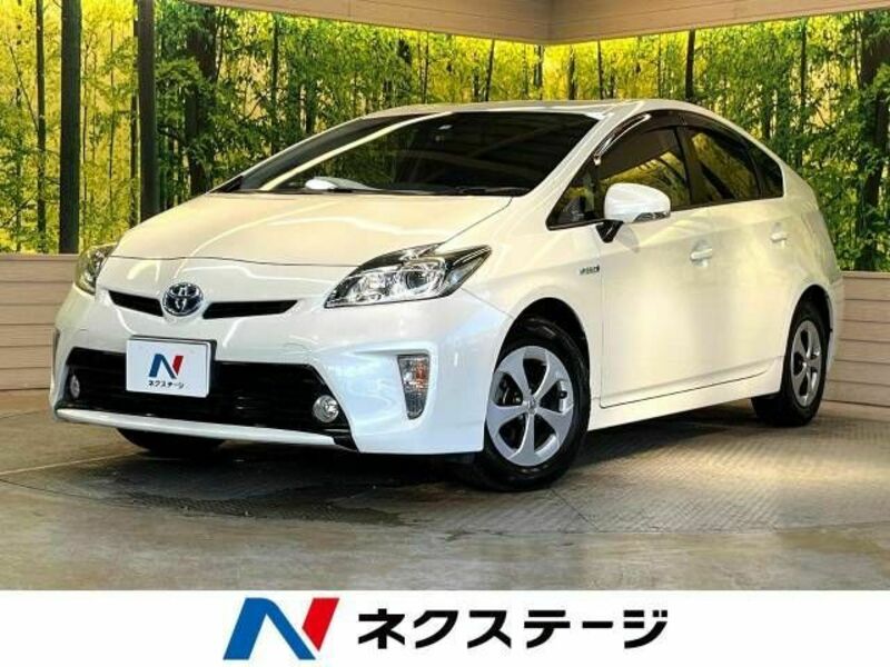 Used 2014 TOYOTA PRIUS ZVW30 | SBI Motor Japan