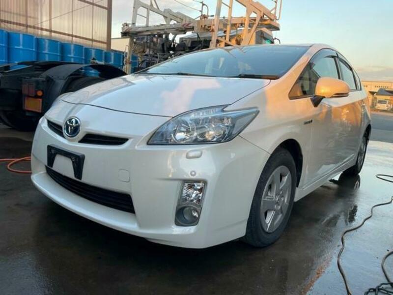 Used 2011 TOYOTA PRIUS DAA-ZVW30 | SBI Motor Japan