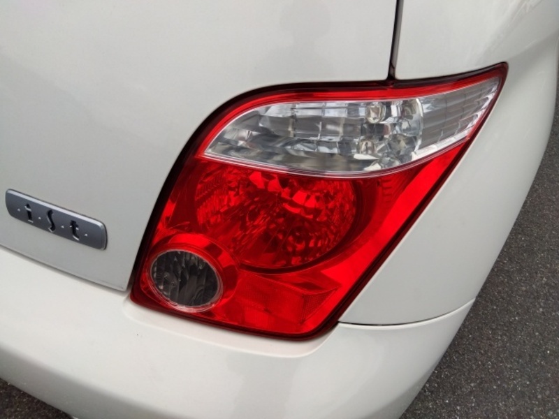 Used 2003 TOYOTA IST UA-NCP60 | SBI Motor Japan