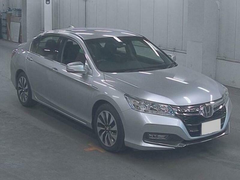 Used 2013 HONDA ACCORD HYBRID DAA-CR6 | SBI Motor Japan