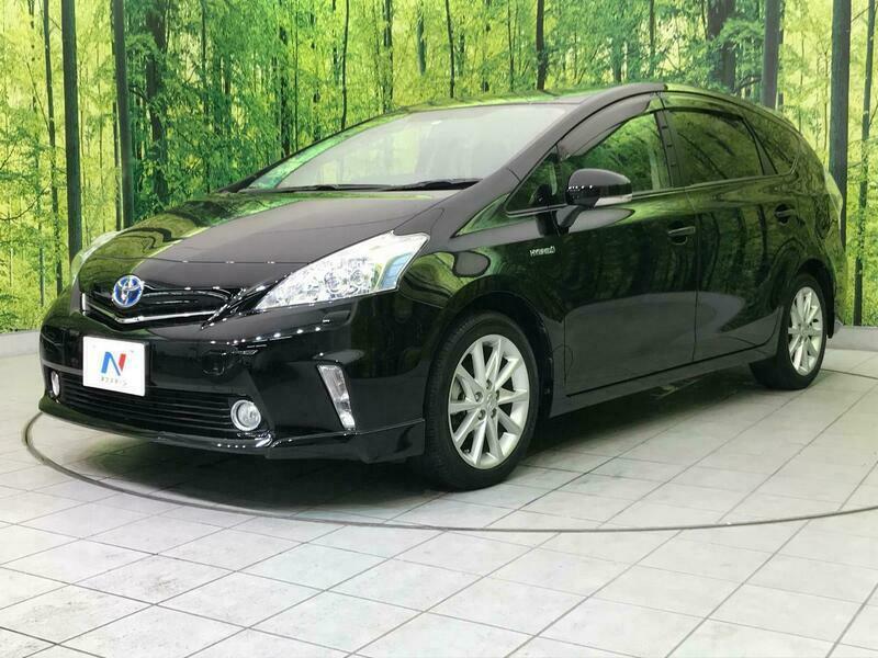 Used 2014 TOYOTA PRIUS ALPHA ZVW41W | SBI Motor Japan