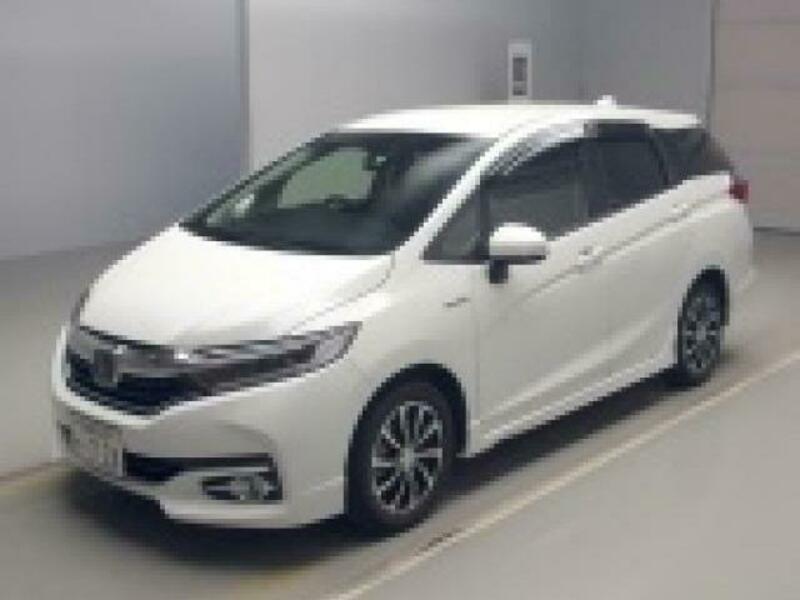 Used 2017 HONDA SHUTTLE DAA-GP7 | SBI Motor Japan