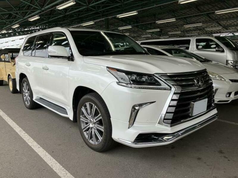 Used 2016 LEXUS LX DBA-URJ201W | SBI Motor Japan