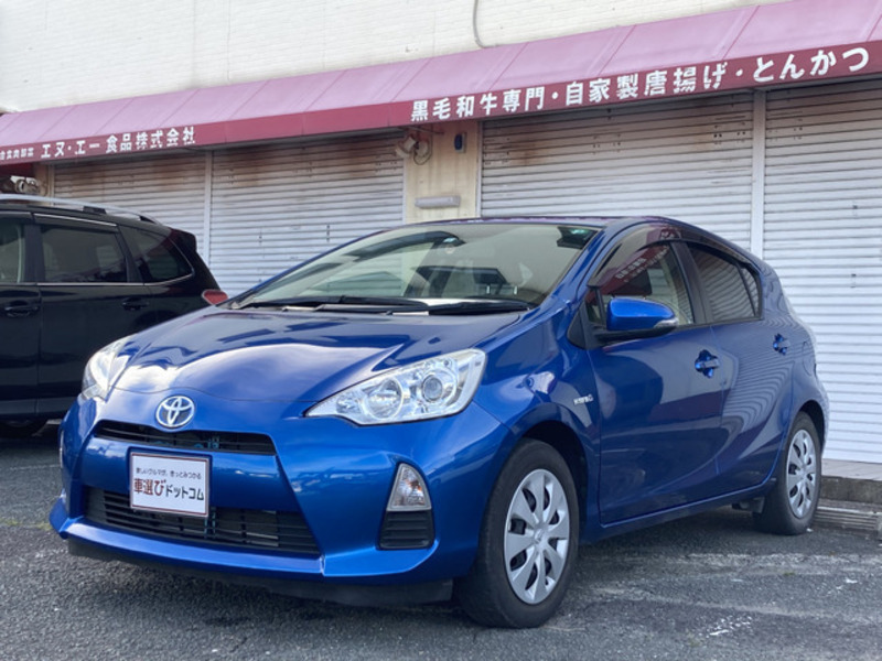 Used 2013 TOYOTA AQUA NHP10 | SBI Motor Japan