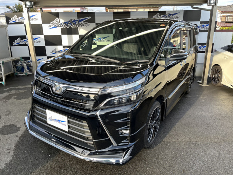 Used 2018 TOYOTA VOXY ZRR80W | SBI Motor Japan
