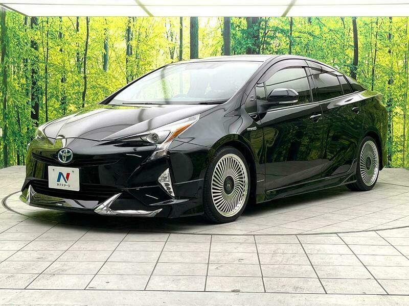 Used 2017 TOYOTA PRIUS ZVW50 | SBI Motor Japan