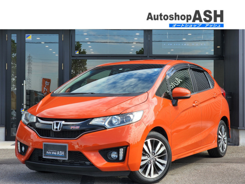 Used 2016 HONDA FIT GK5 | SBI Motor Japan