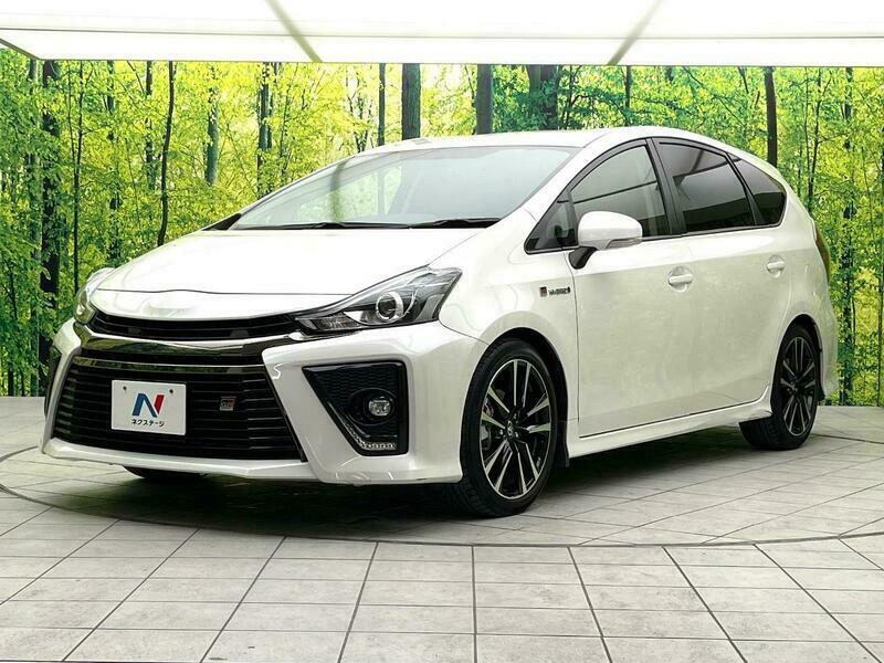 Used 2020 TOYOTA PRIUS ALPHA ZVW41W | SBI Motor Japan