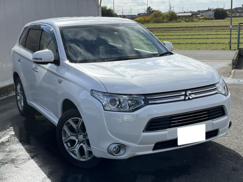 Used 2013 MITSUBISHI OUTLANDER PHEV GG2W | SBI Motor Japan