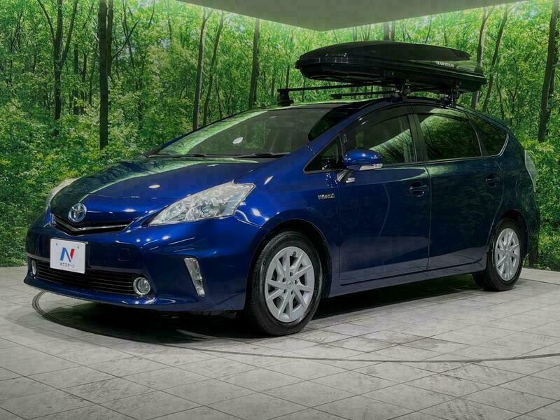 Used 2012 TOYOTA PRIUS ALPHA ZVW41W | SBI Motor Japan