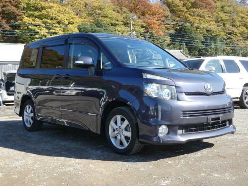 Used 2007 TOYOTA VOXY DBA-ZRR70W | SBI Motor Japan