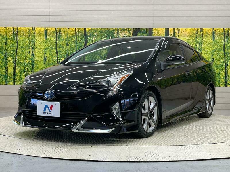 Used 2017 TOYOTA PRIUS ZVW50 | SBI Motor Japan