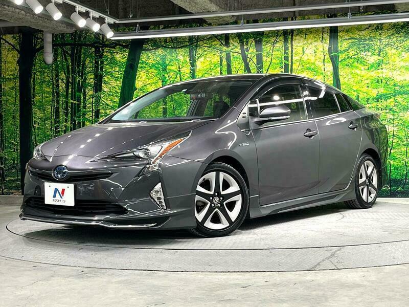 Used 2017 TOYOTA PRIUS ZVW50 | SBI Motor Japan