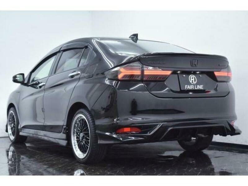 Used 2015 HONDA GRACE DAA-GM4 | SBI Motor Japan