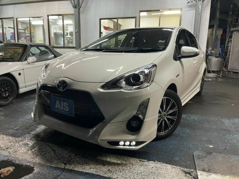 Used 2015 TOYOTA AQUA NHP10 | SBI Motor Japan