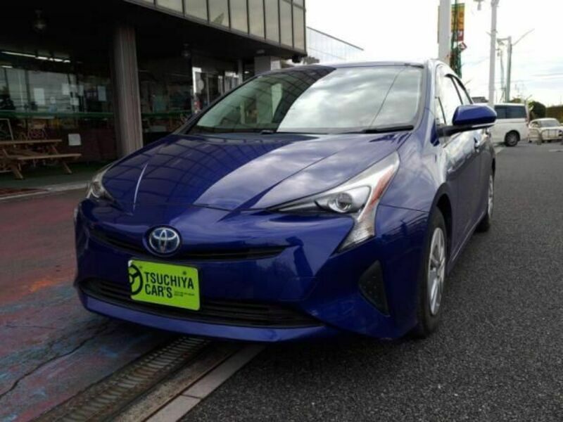Used 2016 TOYOTA PRIUS ZVW50 | SBI Motor Japan