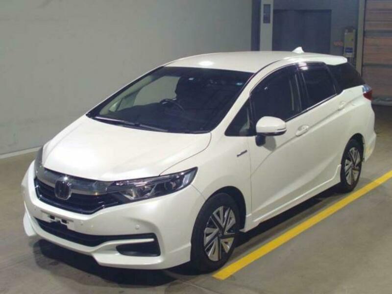 Used 2018 HONDA SHUTTLE DAA-GP7 | SBI Motor Japan