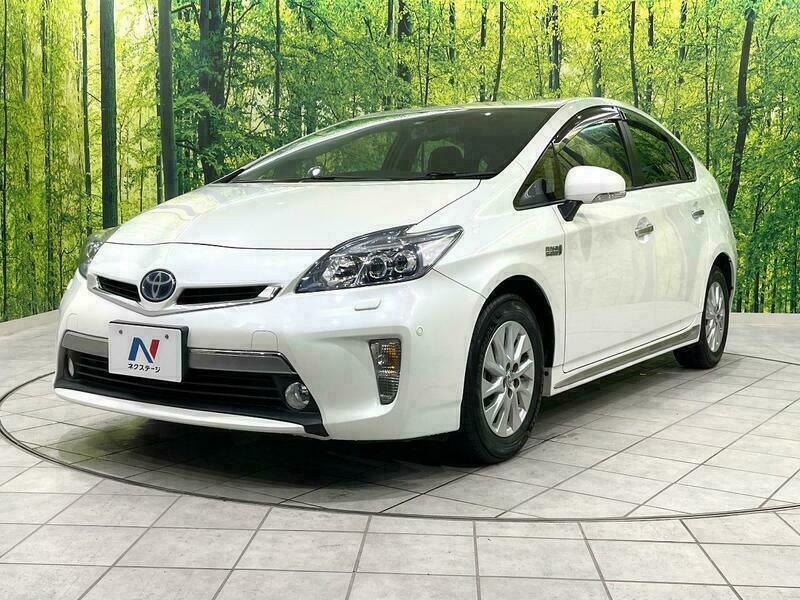 Used 2013 TOYOTA PRIUS PHV ZVW35 | SBI Motor Japan