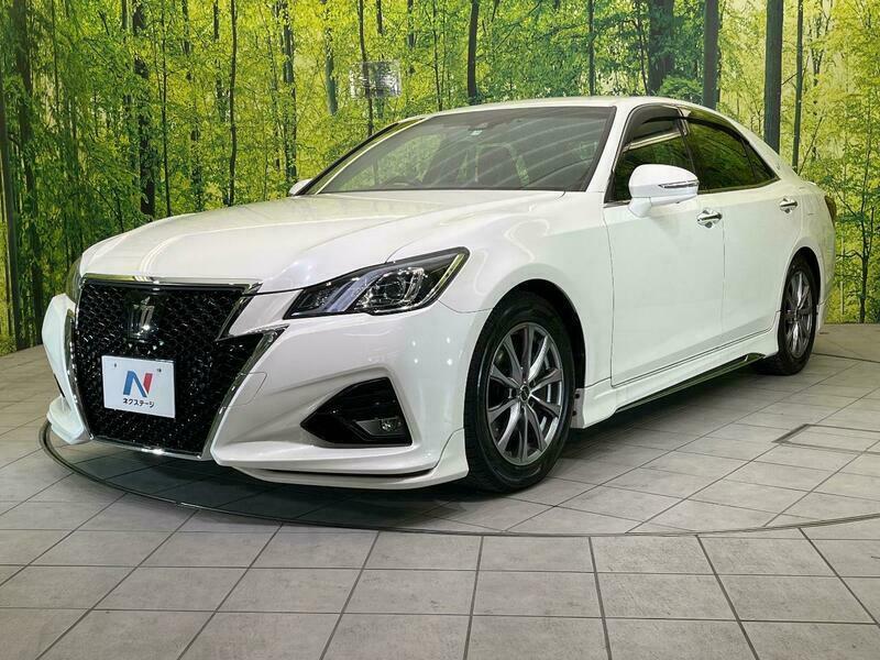 Used 2017 TOYOTA CROWN GRS214 | SBI Motor Japan