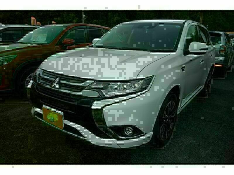 Used 2017 MITSUBISHI OUTLANDER PHEV GG2W | SBI Motor Japan
