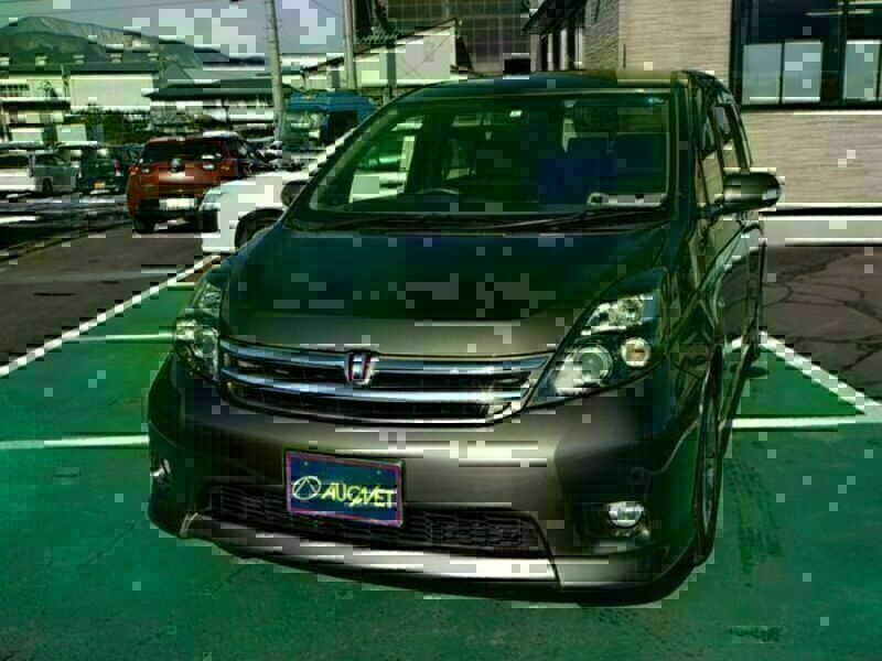 Used 2010 TOYOTA ISIS ZGM10W | SBI Motor Japan
