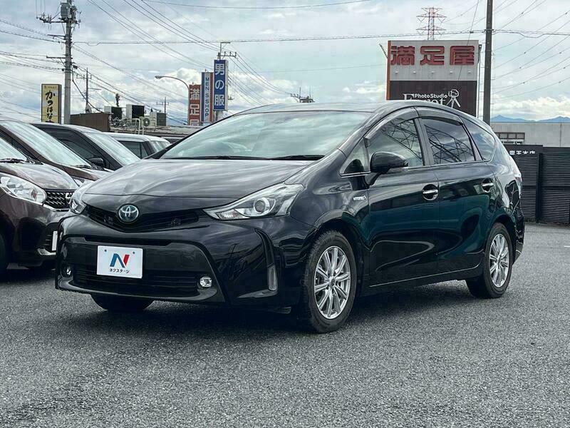 Used 2018 TOYOTA PRIUS ALPHA ZVW41W | SBI Motor Japan