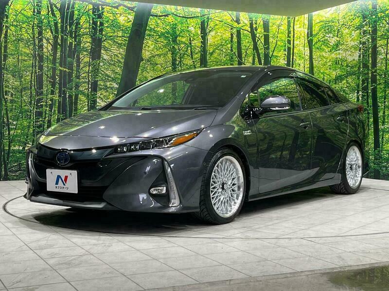 Used 2017 TOYOTA PRIUS PHV ZVW52 | SBI Motor Japan
