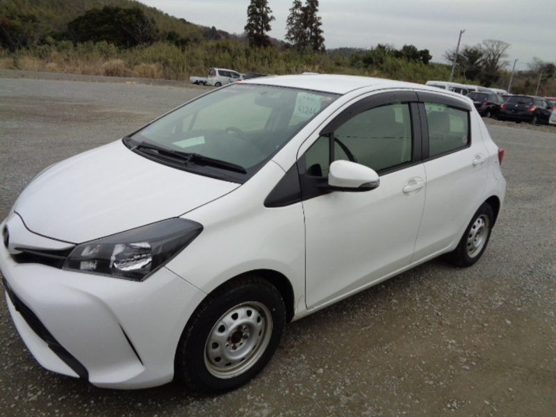 Used 2015 TOYOTA VITZ KSP130 | SBI Motor Japan