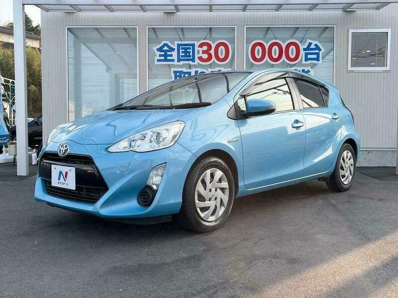 Used 2014 TOYOTA AQUA NHP10 | SBI Motor Japan