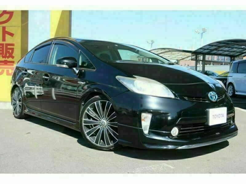 Used 2013 TOYOTA PRIUS ZVW30 | SBI Motor Japan