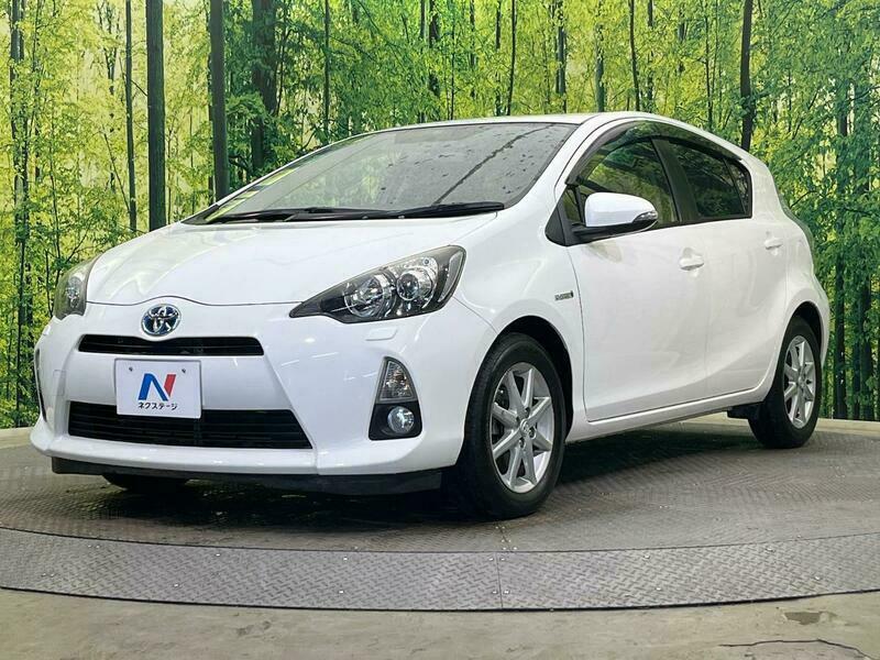 Used 2013 TOYOTA AQUA NHP10 | SBI Motor Japan