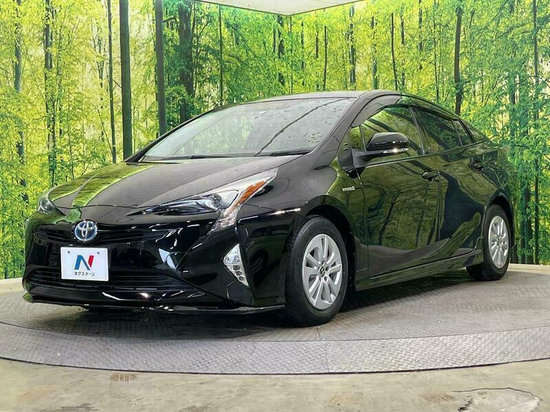 Used 2018 TOYOTA PRIUS ZVW50 | SBI Motor Japan