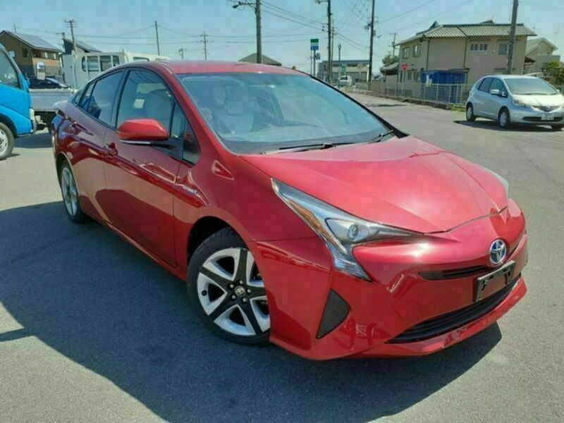 Used 2016 TOYOTA PRIUS ZVW50 | SBI Motor Japan