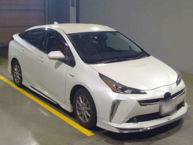 Used 2019 TOYOTA PRIUS DAA-ZVW55 | SBI Motor Japan