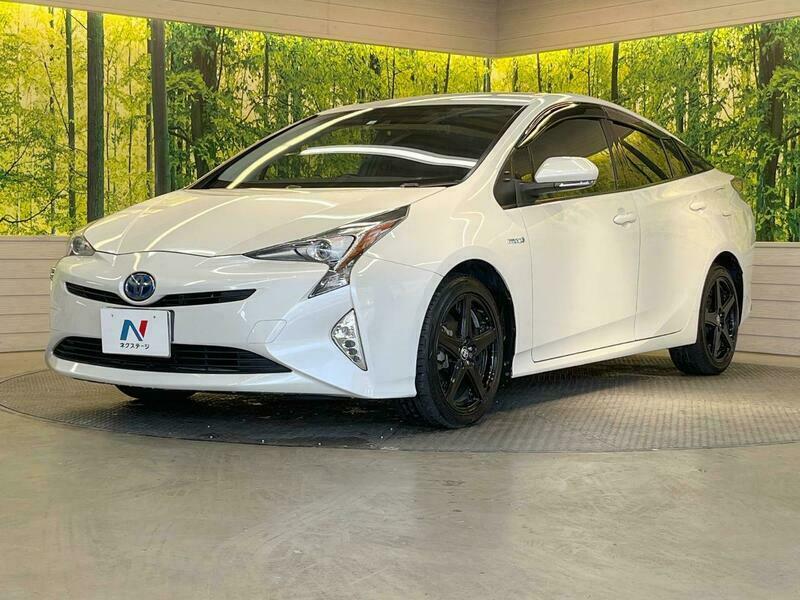 Used 2016 TOYOTA PRIUS ZVW50 | SBI Motor Japan