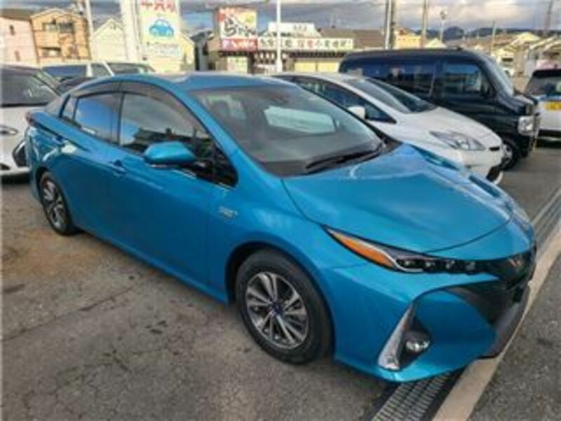Used 2018 TOYOTA PRIUS PHV ZVW52 | SBI Motor Japan